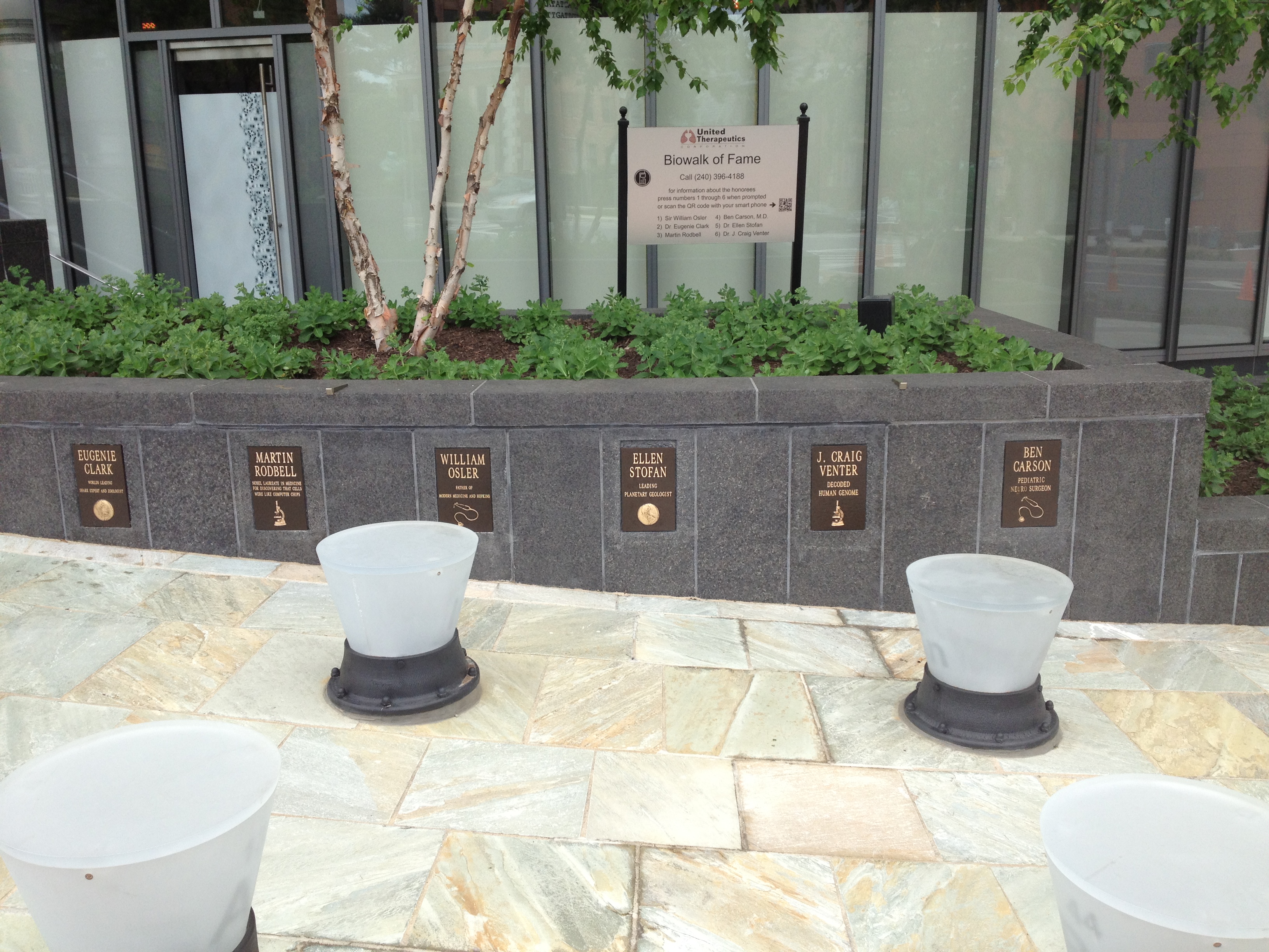 Biowalk of Fame | J. Craig Venter Institute